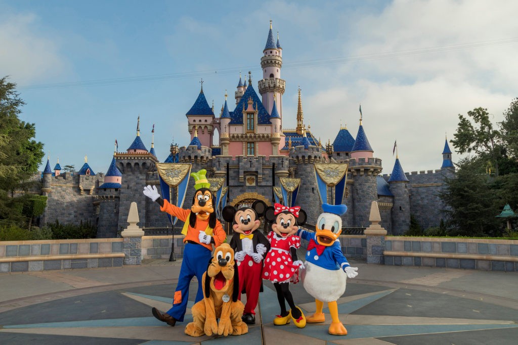 Disneyland announces end of park early entry program for hotel guests ...